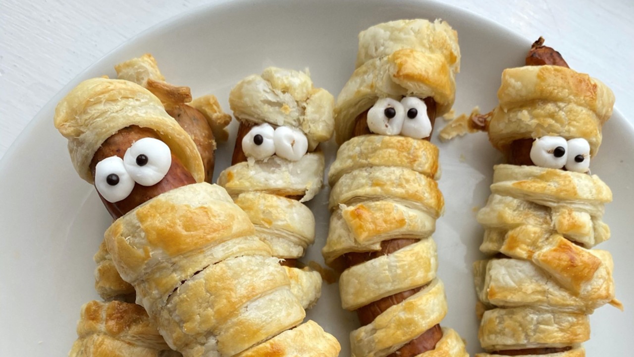 Spooky Sausage Mummies and Spider Egg Bites | Ireland AM