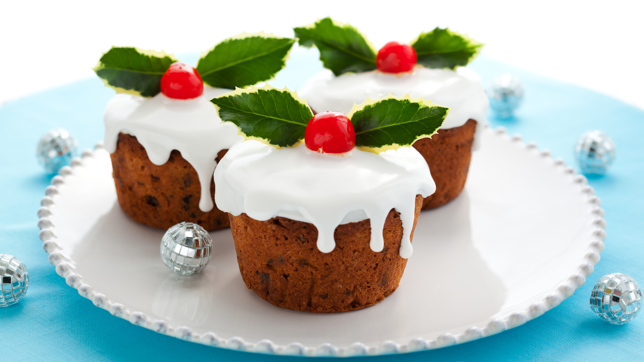 Siúcra Mini Christmas Cakes | Ireland AM